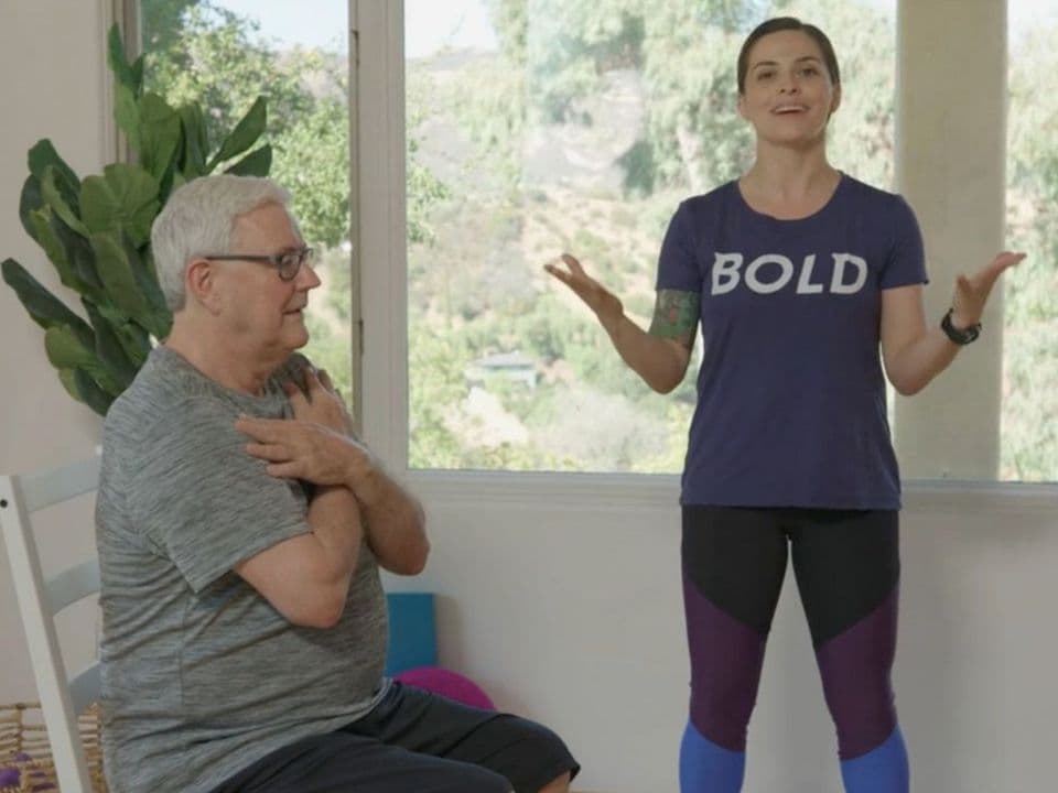 Chair sit-ups: Key benefits & how to do them – Bold
